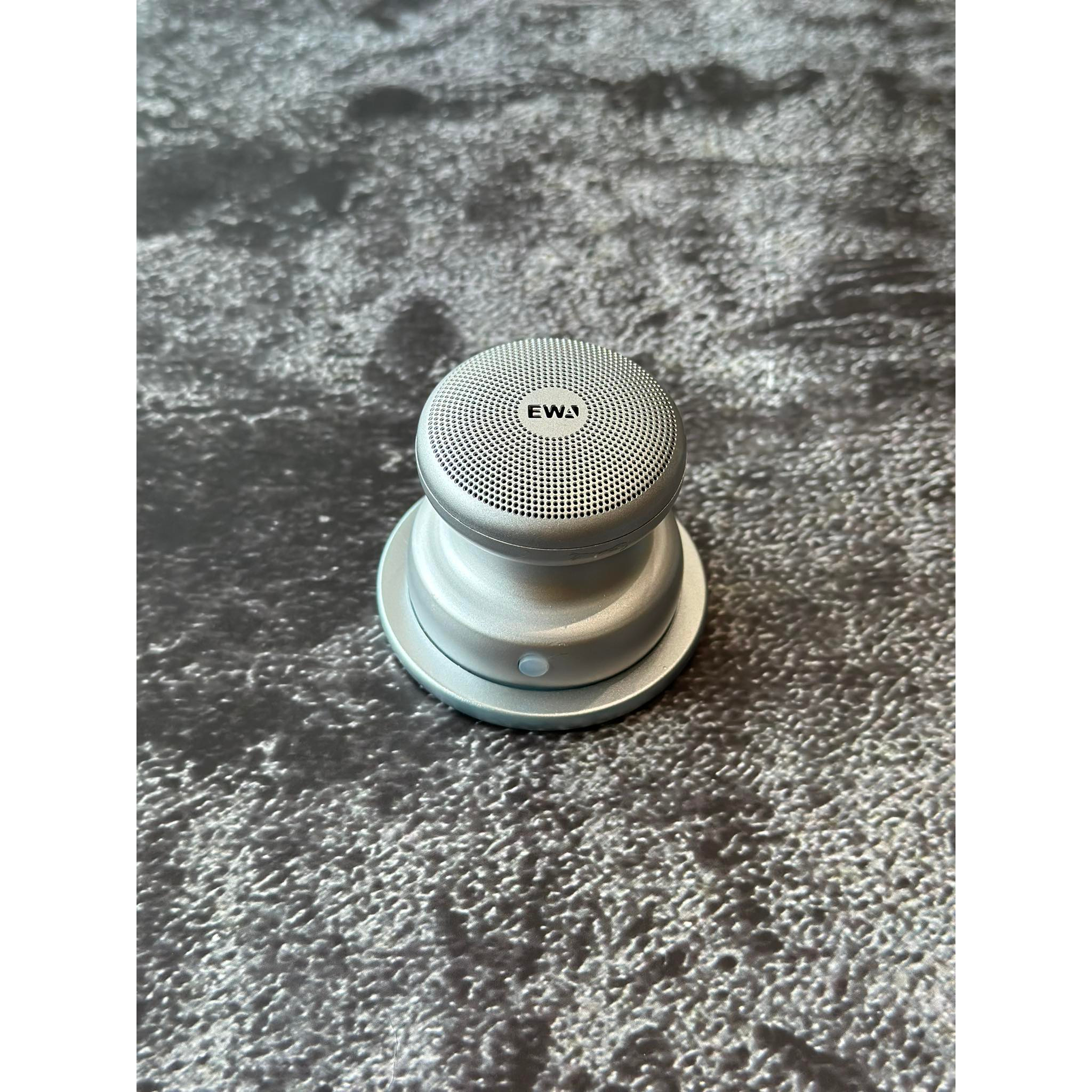 Ewa Mini Bluetooth Magsafe Speaker | 5Hrs Use | 700mAh | Mobile Stand ...