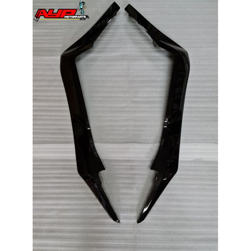 Genuine Glossy Black Leg Shield Side Left & Right - BURGMAN 125 ...