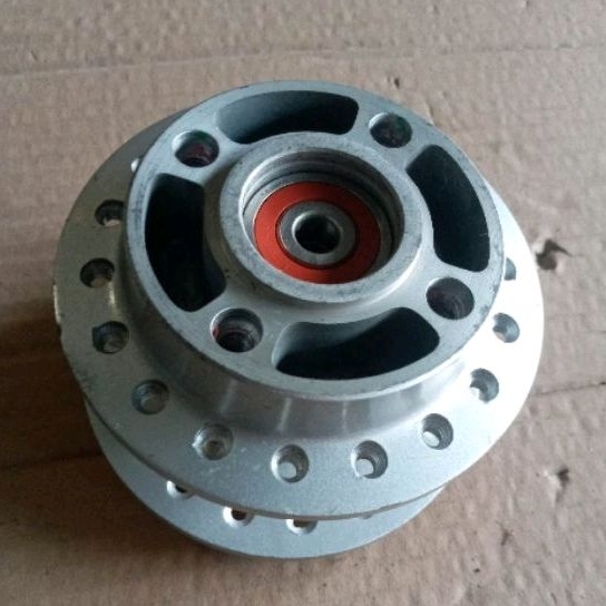 Suzuki smash 115/shogun 125 front hub (disc brake type) | Shopee ...