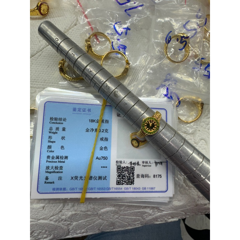 original 18karat au750 yellow gold with zircon with certificate watch ...