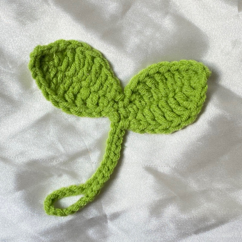 BlingCave Multi Purpose Crochet Leaf Sprout | Cable Organizer ...