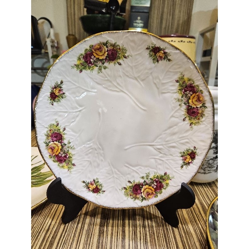 Elizabethan Staffordshire Hand Decorated Bone China 9.5" Plate | Shopee ...