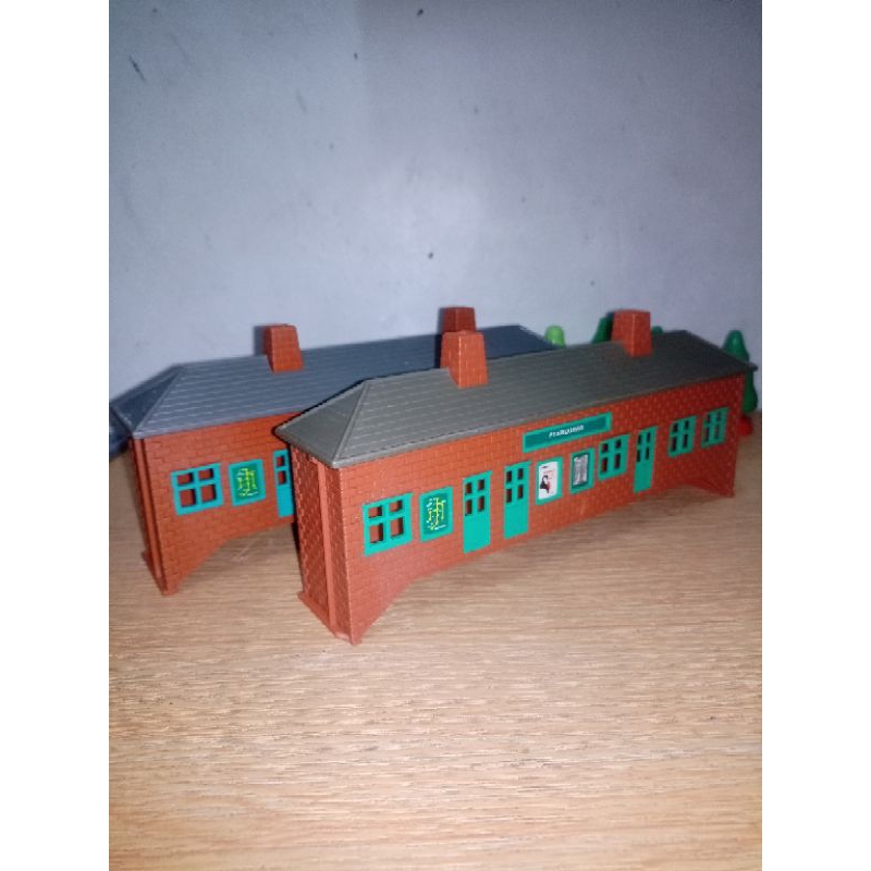 Preloved Thomas Trackmaster FFARQUHAR STATION | Shopee Philippines