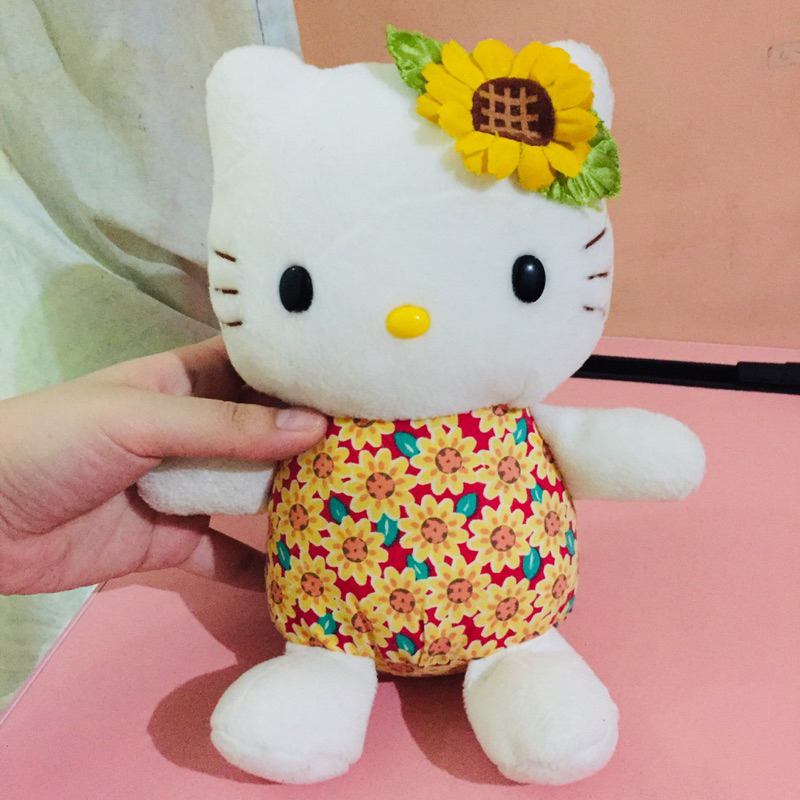 Sanrio 2000 Hello Kitty Sunflower plush | Shopee Philippines