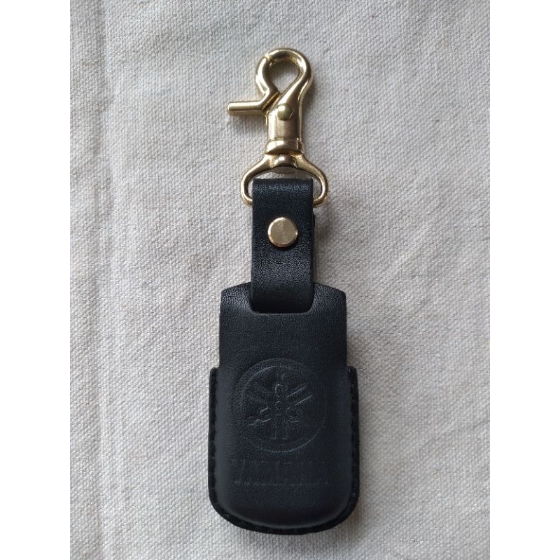 Pure Leather Yamaha NMax/ Aerox Remote Case with Solid Brass Swivel ...