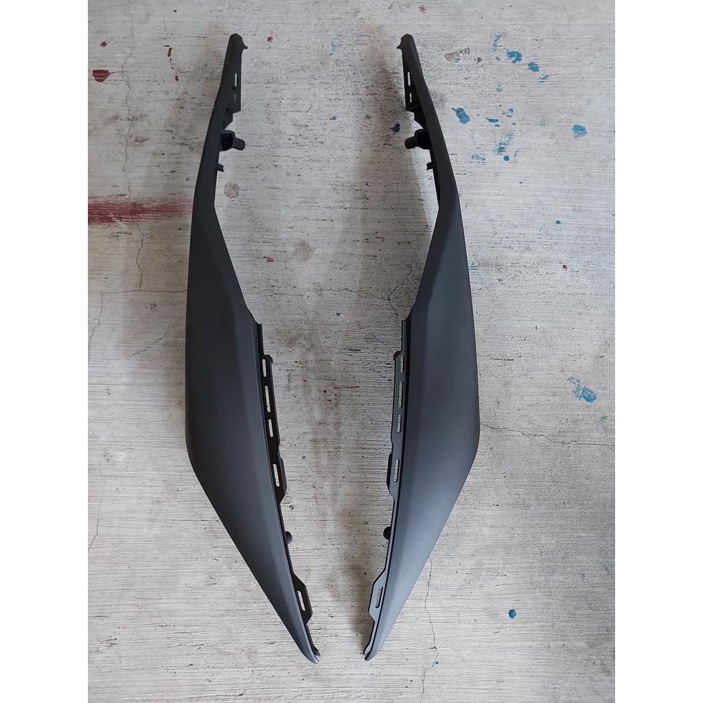 AEROX V2 COVER SIDE 5 & 6 (YGP) (GENUINE: 5 LEFT- BBP-F171E-00 / 6 RIGHT- BBP-F171X-00) | Shopee ...