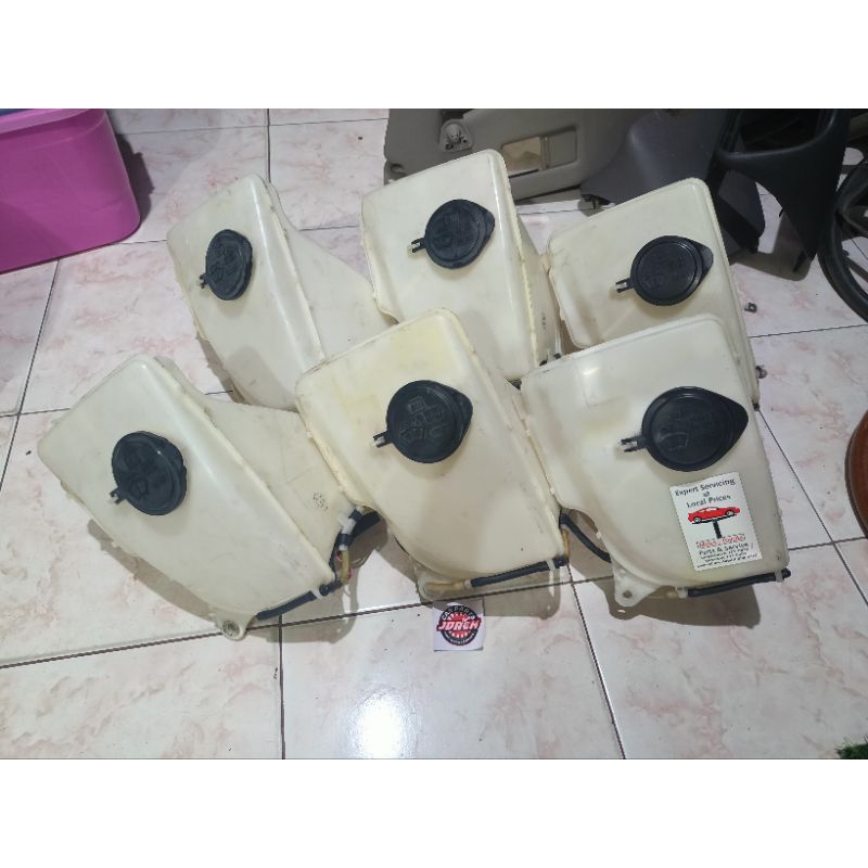 Toyota Corolla Washer Tank w/motor for Bigbody & Lovelife | Shopee ...