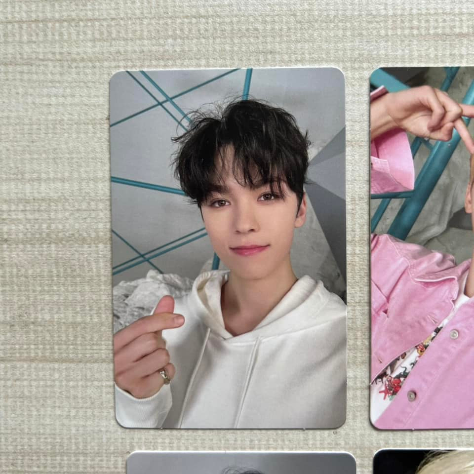 [RESTOCKED] SEVENTEEN Carat Land 2023 Official Trading Card Set Selfie ...