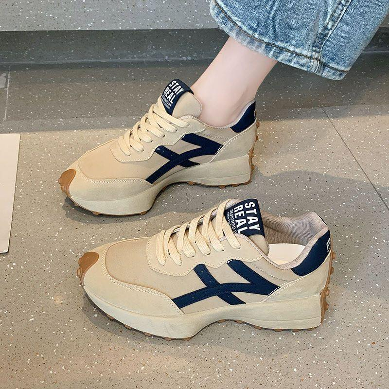 【HIGH-QUALIITY】Korean Fashion Sneakers For Women Breathable Running ...