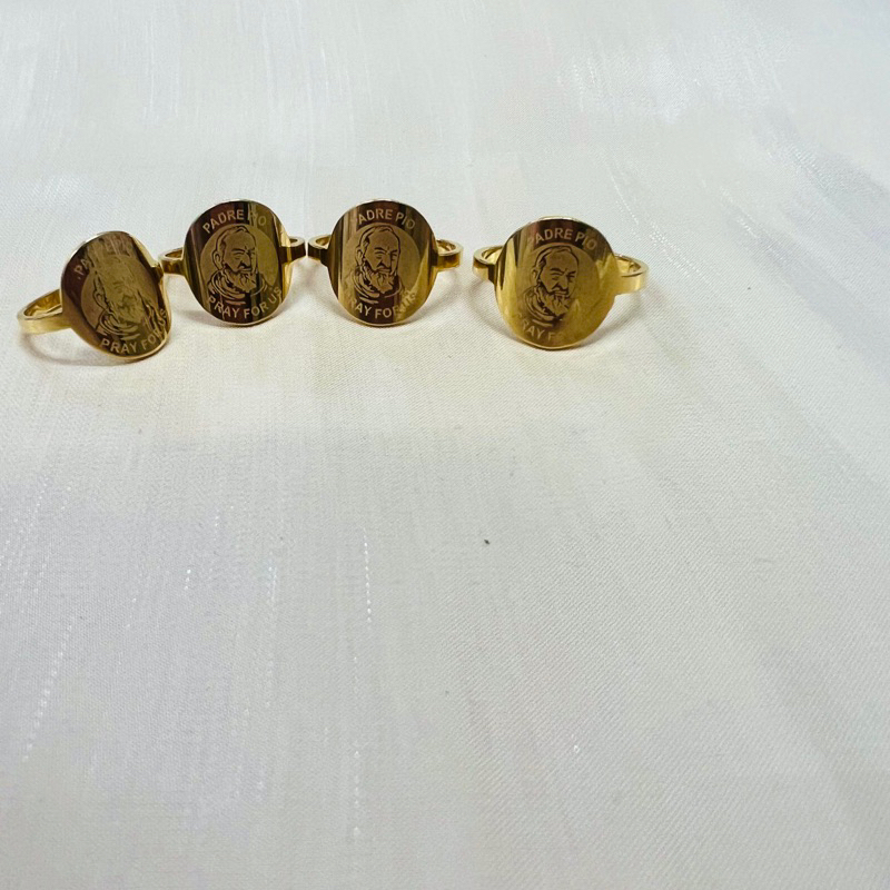 Kayangkaya Padre Pio Mama Mary Ring Stainless Gold Ring(1pcs) | Shopee ...