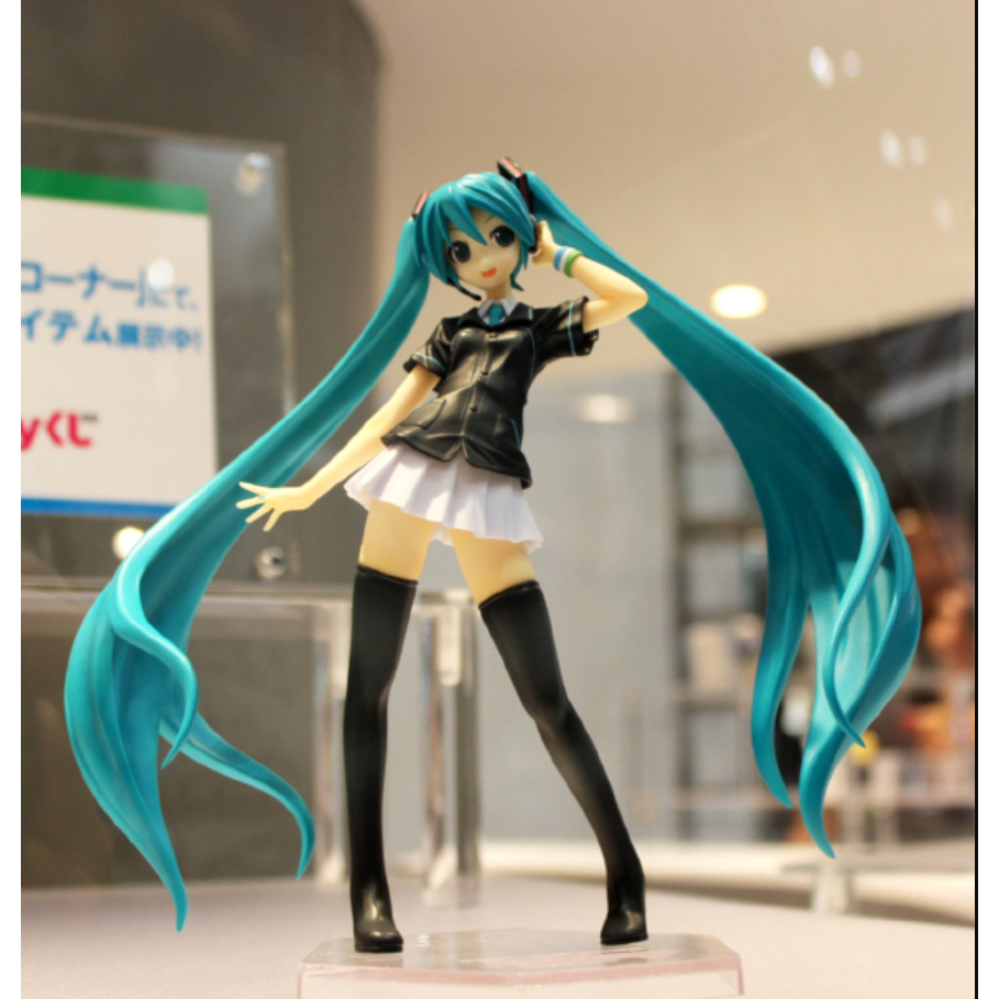 AUTHENTIC 1/8 SCALE Hatsune Miku : FamilyMart Ver. | Shopee Philippines