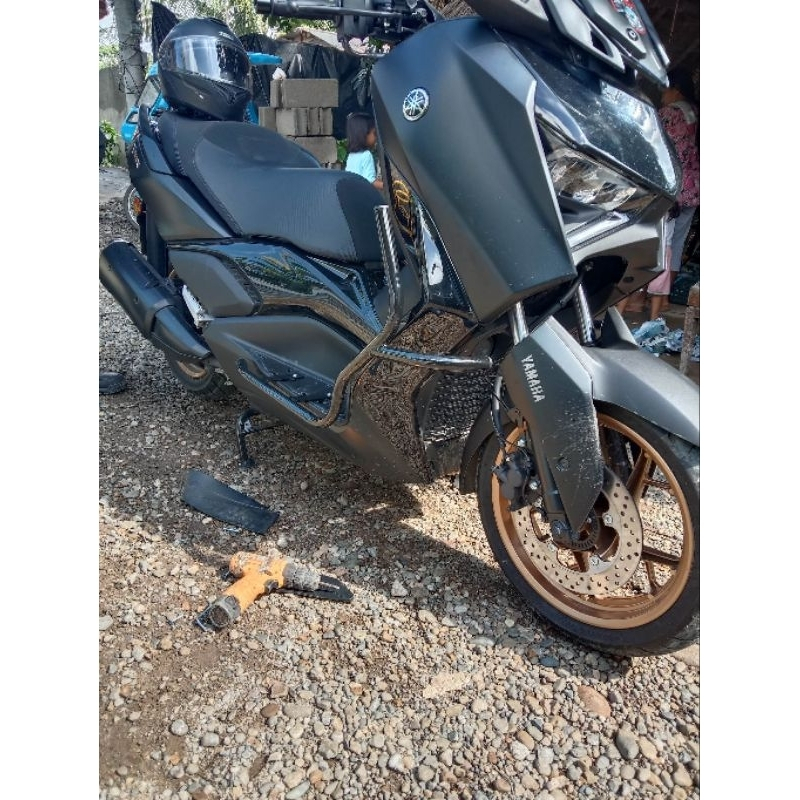 XMAX 300cc ( v1 - v2 ) - Half Crash Guard Heavy Duty COD | Shopee ...