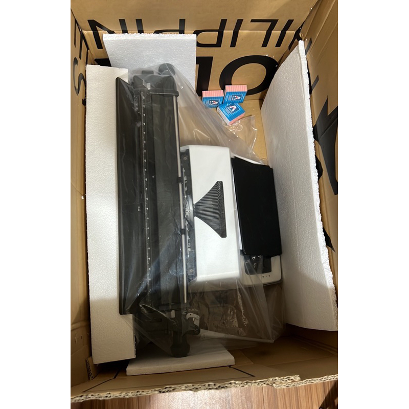 OLYMPIA TYPEWRITER 18INCH | Shopee Philippines