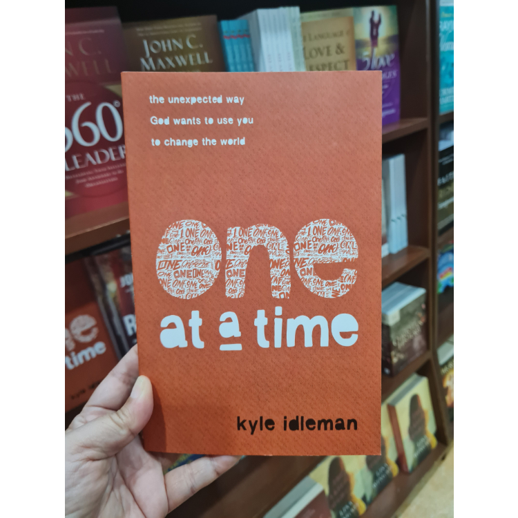 One at a Time (Kyle Idleman) | Shopee Philippines