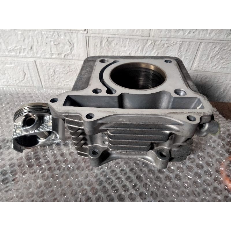 Suzuki stock block set orig assy sim7/6 for raider 150 carb (B-NEW ...