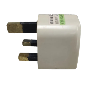 Grippes Universal Travel Adaptor to Type G Plug in United Kingdom ...
