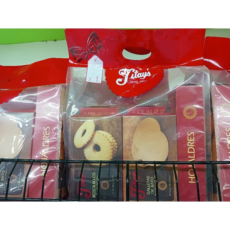 Titays assorted Gift box(ROSQUILLOS, Otap, Hojaldres, Galletas de bato ...