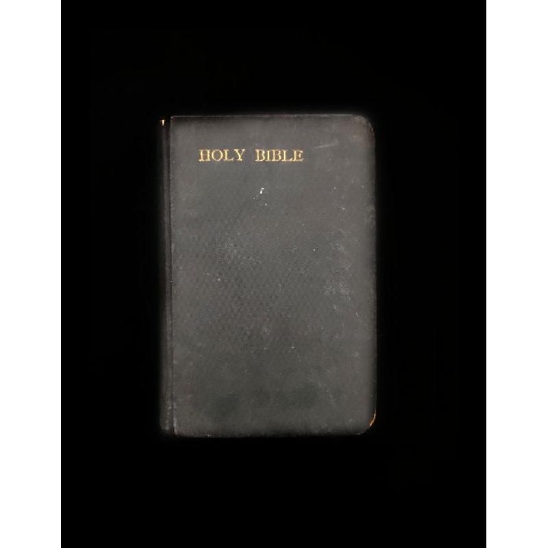[Preloved] The Holy Bible (Small Vintage Hardbound) | Shopee Philippines