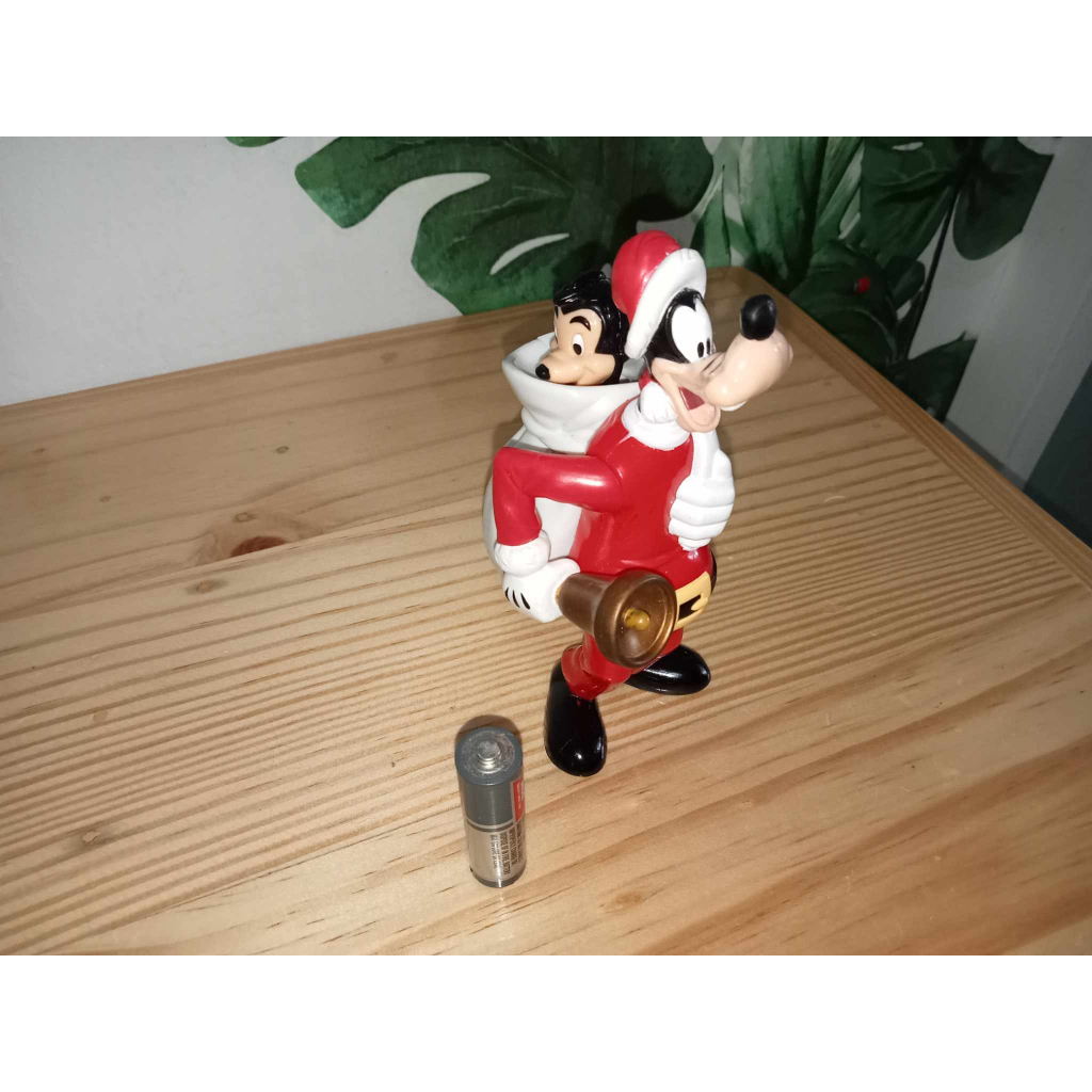 Santa Goofy with Max Goof - Disney Character [2000 McD, 5+ inch Tall ...