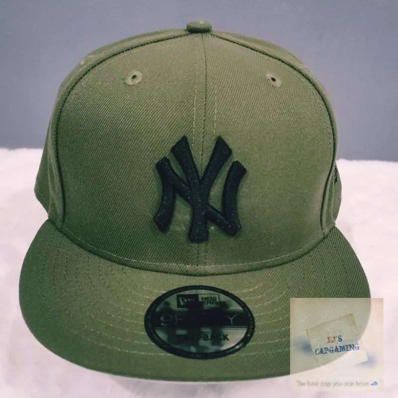NEW ERA 9FIFTY SNAPBACK MLB NEW YORK YANKEES OLIVE OSFM | Shopee ...