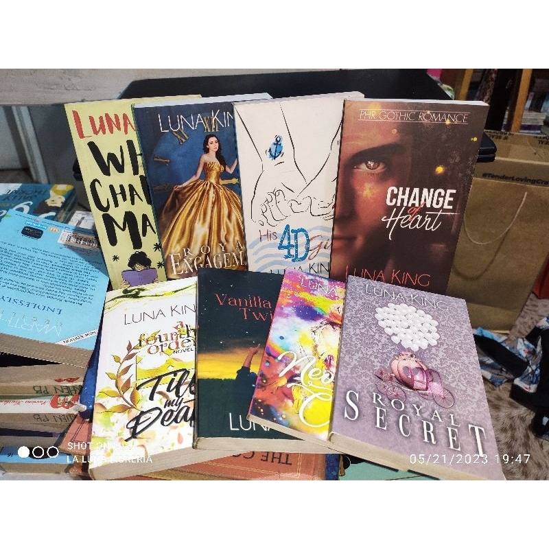 LUNA KING PHR Tagalog Romance Pocketbook PRECIOUS HEARTS ROMANCES MMPB ...