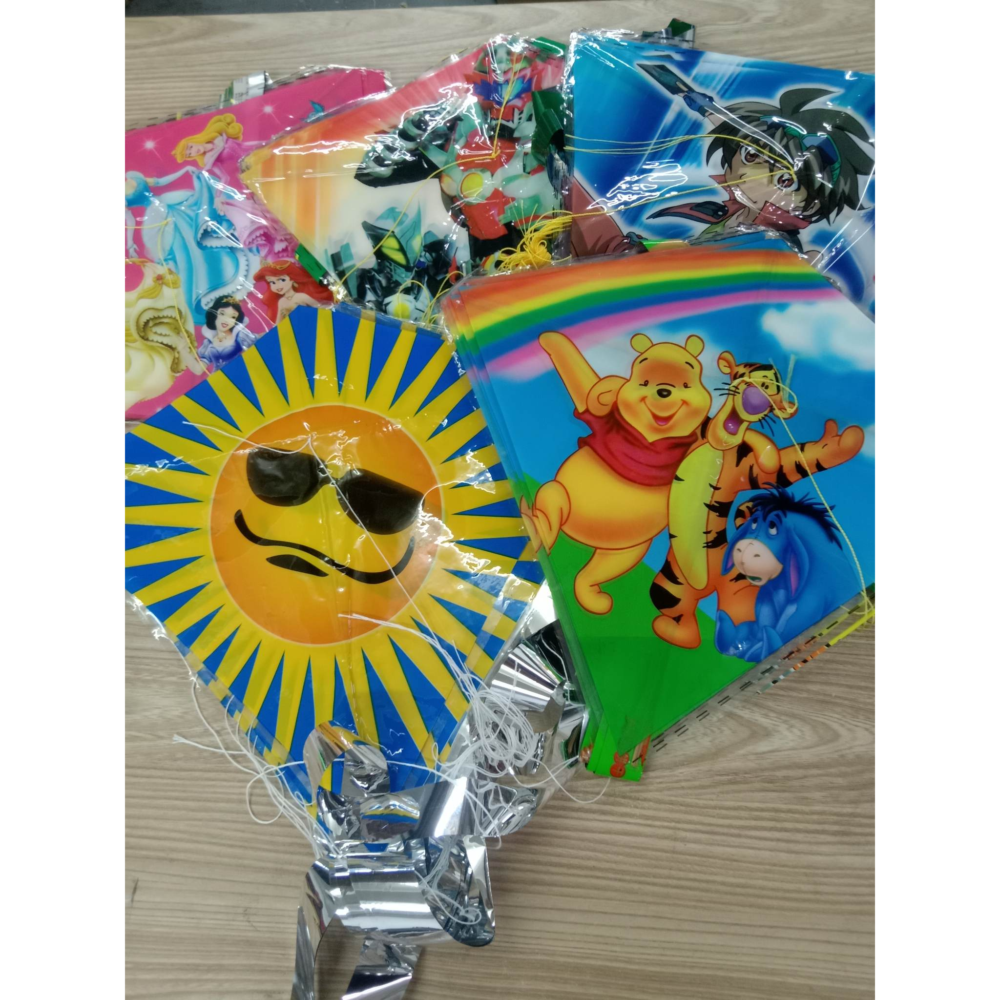 kite character assorted 10pcs per pack | Shopee Philippines