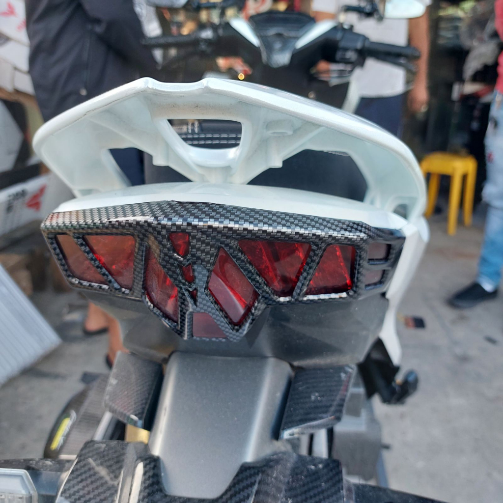 Honda Click V3 V2 150i & 125i **Original carbon garnish NOT sticker ...