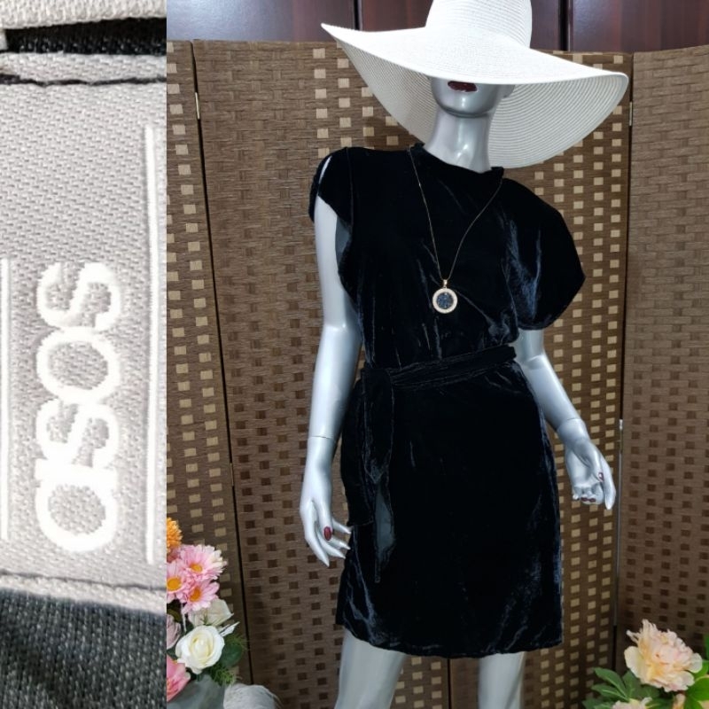 ASOS black velvet belted cocktail dress (unused, w/ tag) | Shopee ...