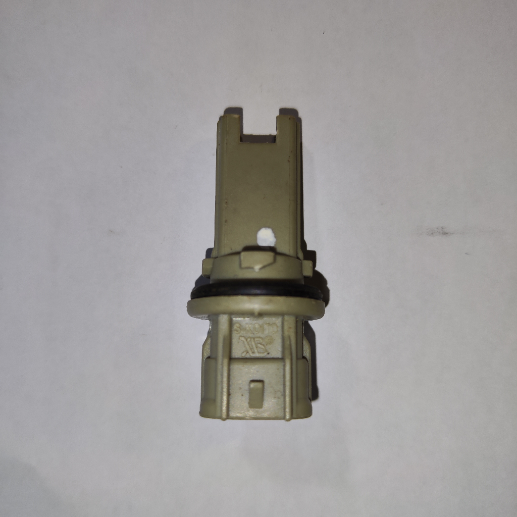 90075-60004 COVER, HEADLAMP Front turn signal light socket for Toyota ...