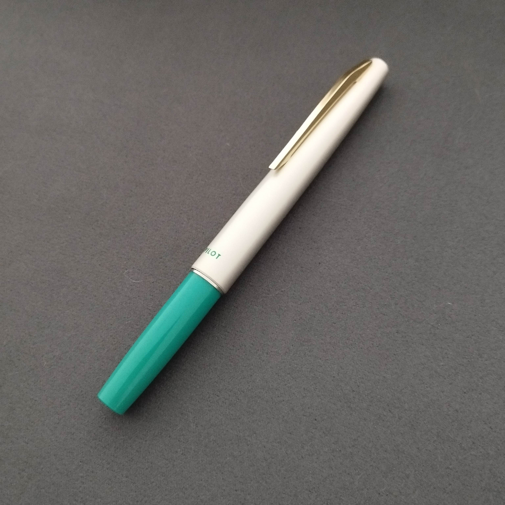 Vintage PILOT Short Fountain Pen in Aquamarine - 14K Fine | Shopee ...