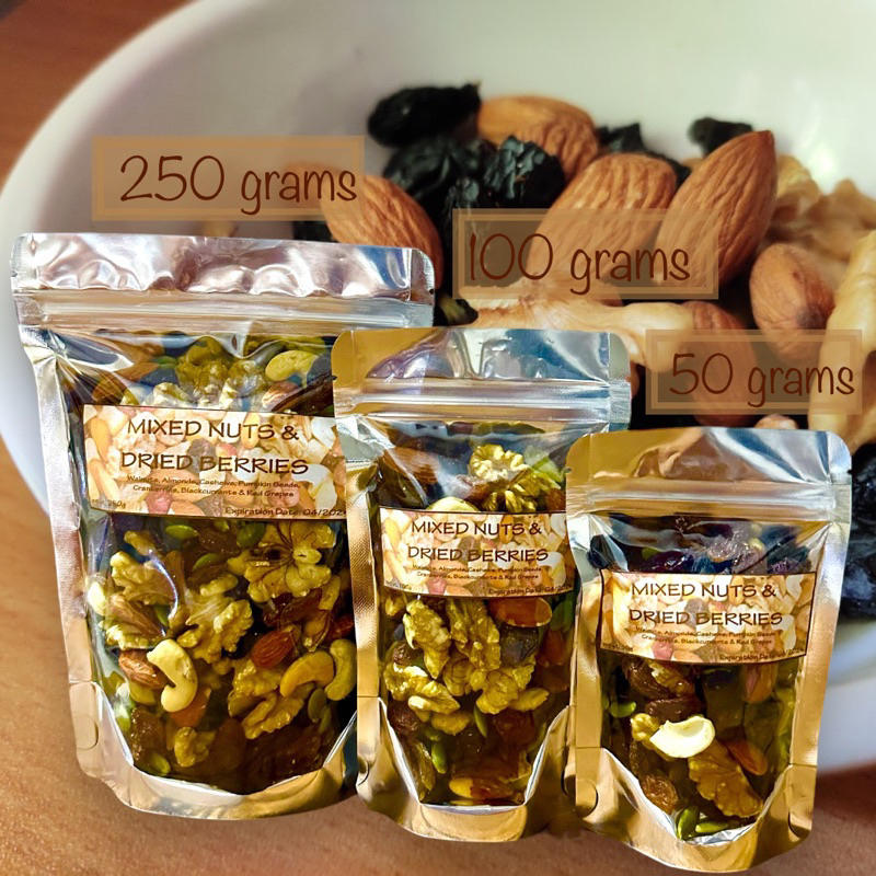 Mixed nuts and dried berries roasted nuts trail mix | Shopee Philippines