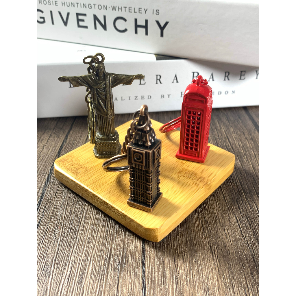 CJK Metal London Big Ben/Telephone booth /Jesus Combination keychain ...
