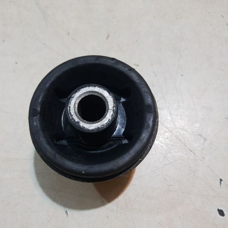 4wd suzuki multicab cross member bushing fits DD51 front differential ...