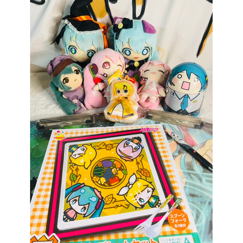 Official Vocaloid merch Hatsune Miku Kagamine Rin Kagamine Len Megurine ...