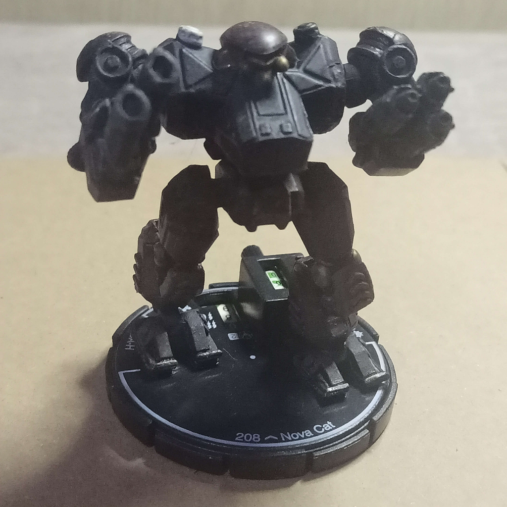 Mechwarrior Clix Wizkids figure from my BOX 2 - used mechs (figures ...
