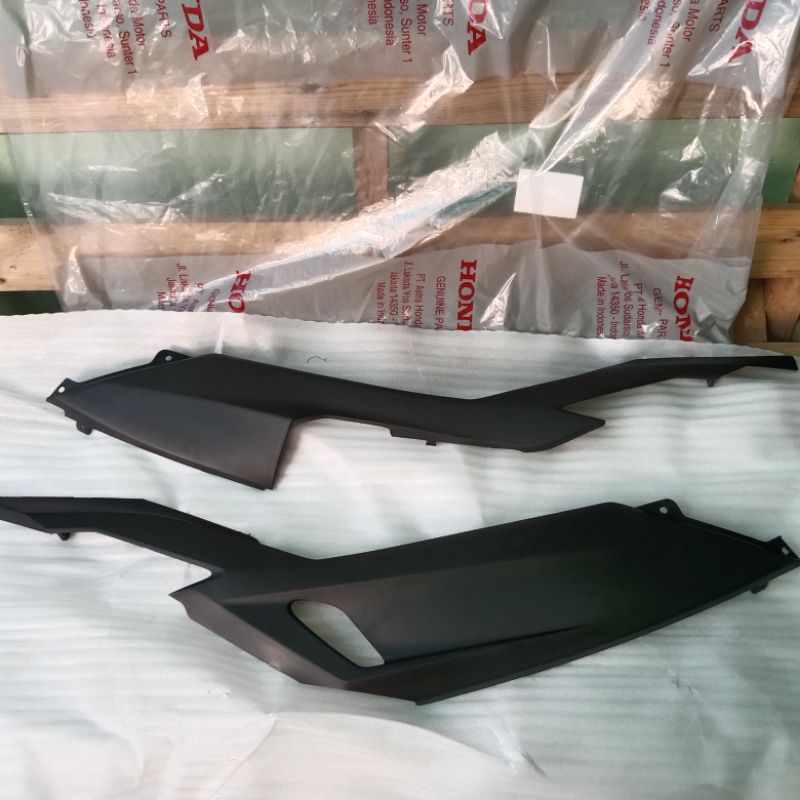 HONDA CLICK 125i v2 under side cover..side skirt | Shopee Philippines