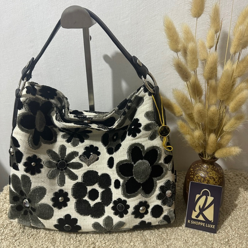 THINK BEE SHOULDER BAG | Shopee Philippines