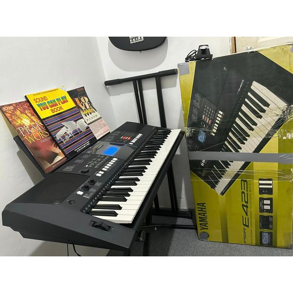 Yamaha PSR-E423 61-key Portable Arranger Keyboard | Second Hand | Shopee Philippines