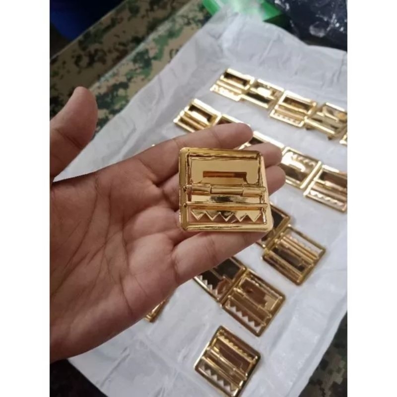 Skeletal Buckles for garizon no need to shine | Shopee Philippines