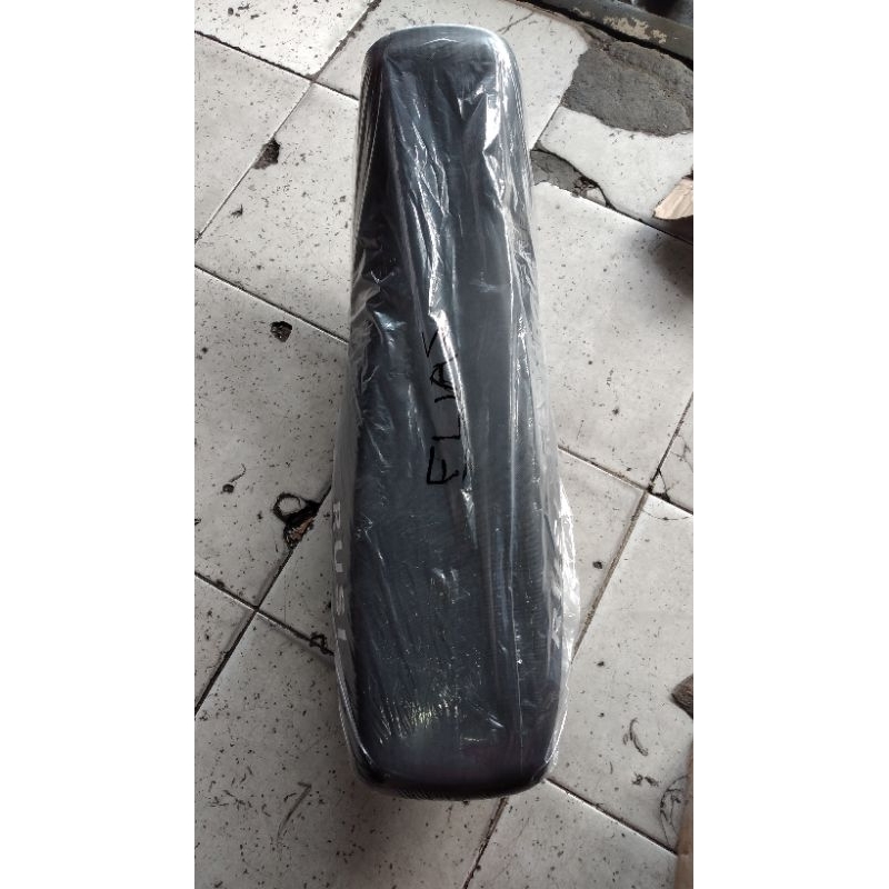 rusi kr125/150 dual seat assy. | Shopee Philippines
