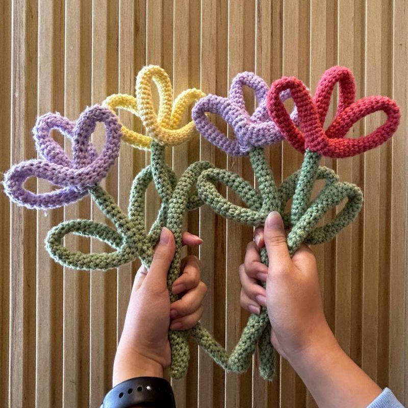 Minimalist Crochet Tulip Flowers | Shopee Philippines