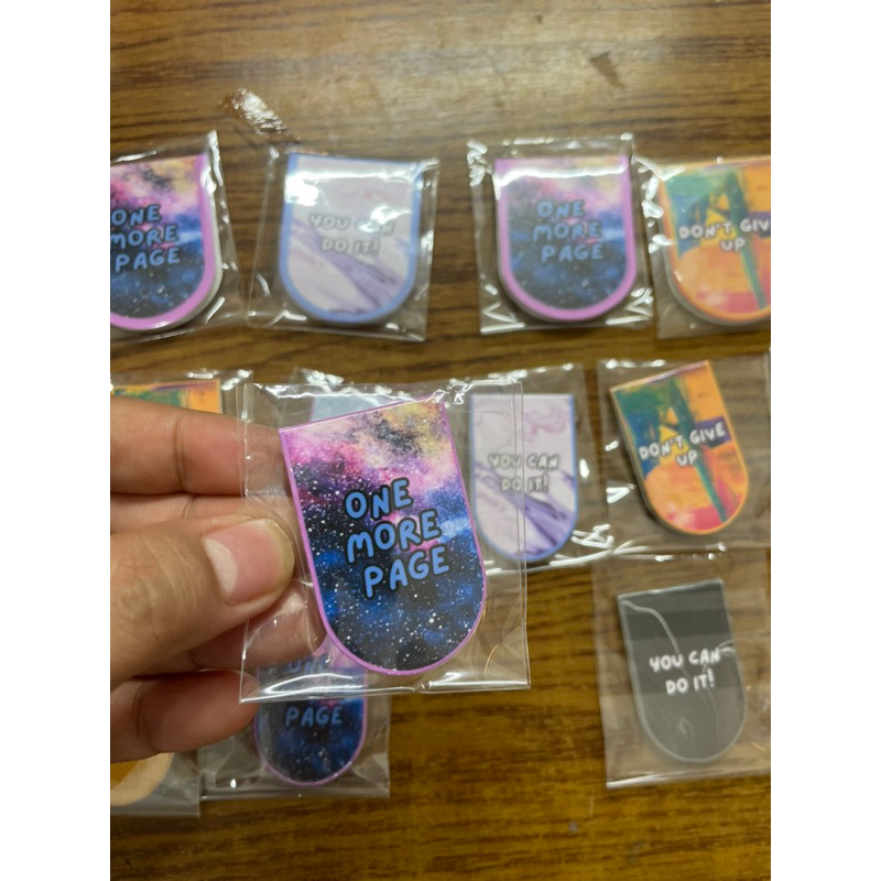 Personalized Magnetic Bookmarks/ Gift/Souvenir/books/cute/minimalist ...