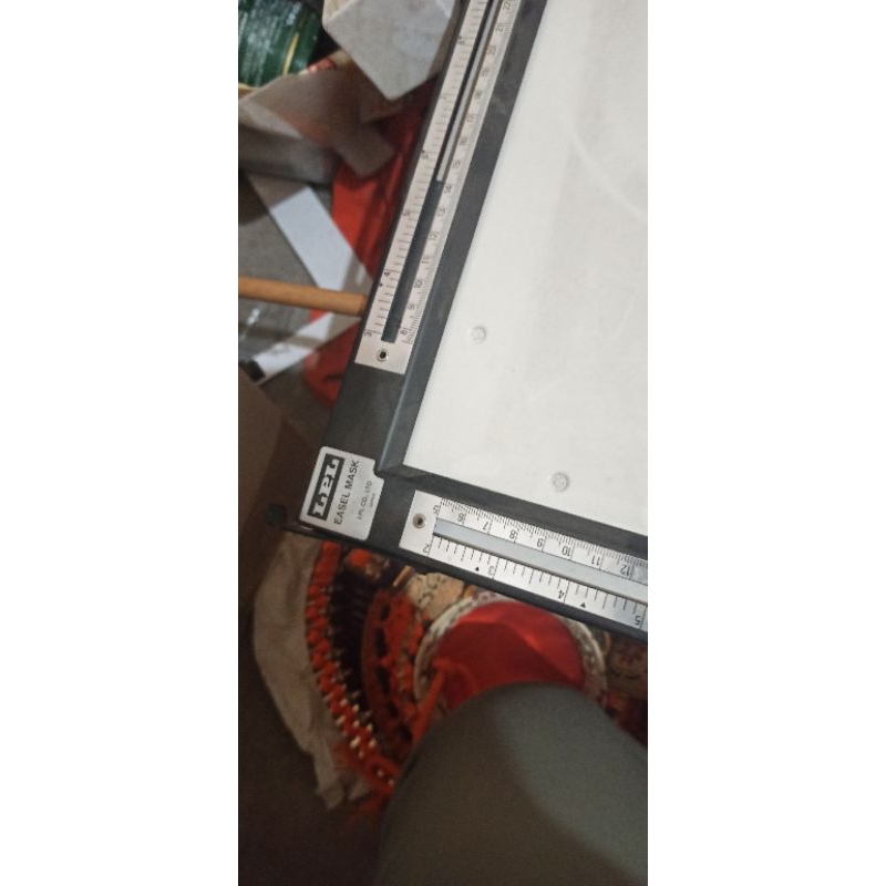 LPL 10 x 8 Inch Enlarging Easel / Masking Frame, Adjustable Borders ...