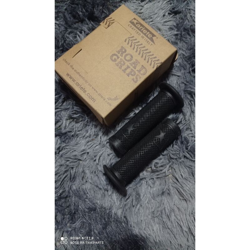 ARIETE HANDLE GRIP BLACK (UNIVERSAL) | Shopee Philippines
