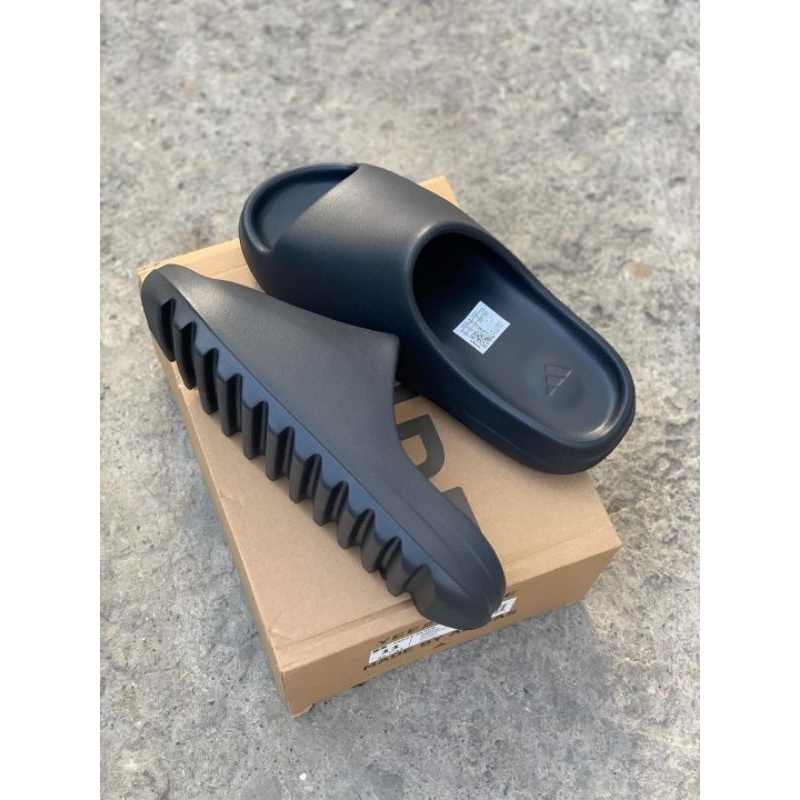 YEEZY SLIDE FOR MEN AND WOMEN | Shopee Philippines