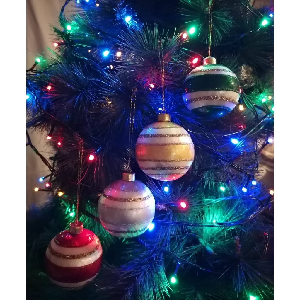 Set of 4 Laminated Capiz Balls with glitters design | Shopee Philippines