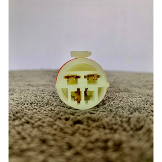 ALTERNATOR SOCKET ISUZU (4BC2,4HF1,10PE1) | Shopee Philippines