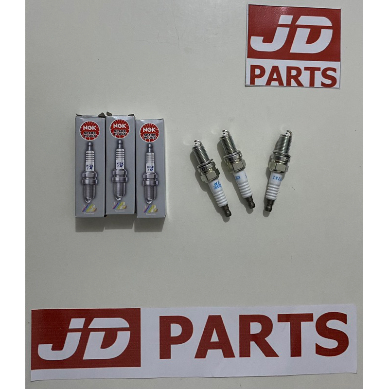 Suzuki Every DA64V DA64W Spark Plug, NGK Laser Iridium, 3 PCS | Shopee ...