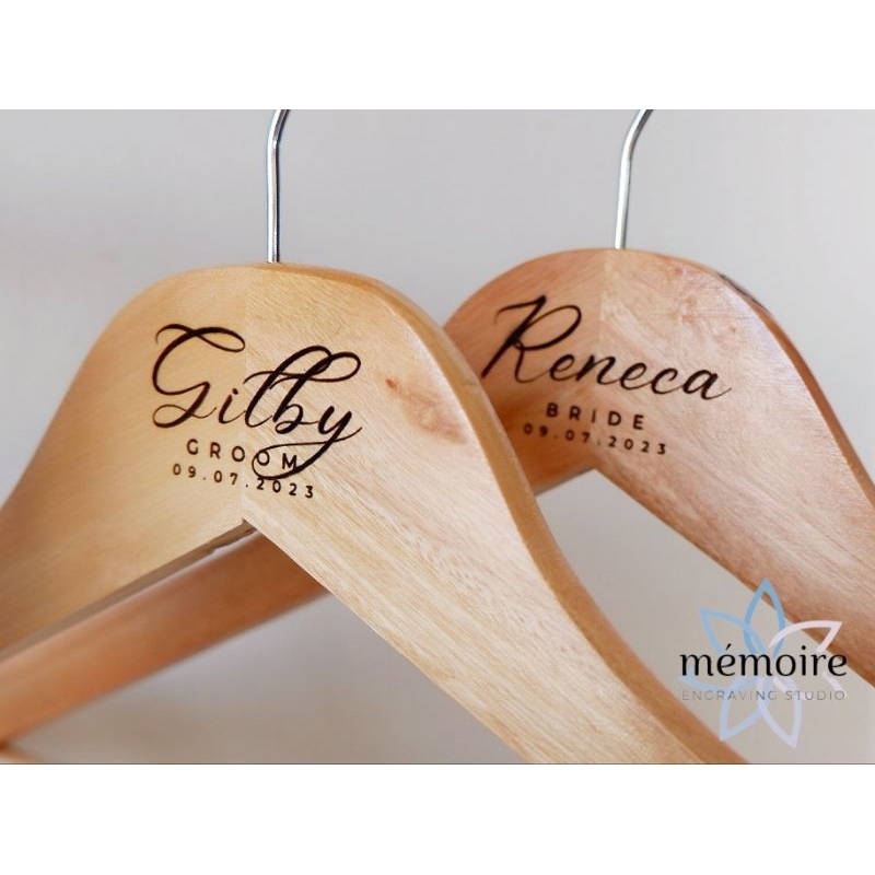 2pcs Personalized Premium Wooden Hanger for Wedding /Apparel's Brand ...