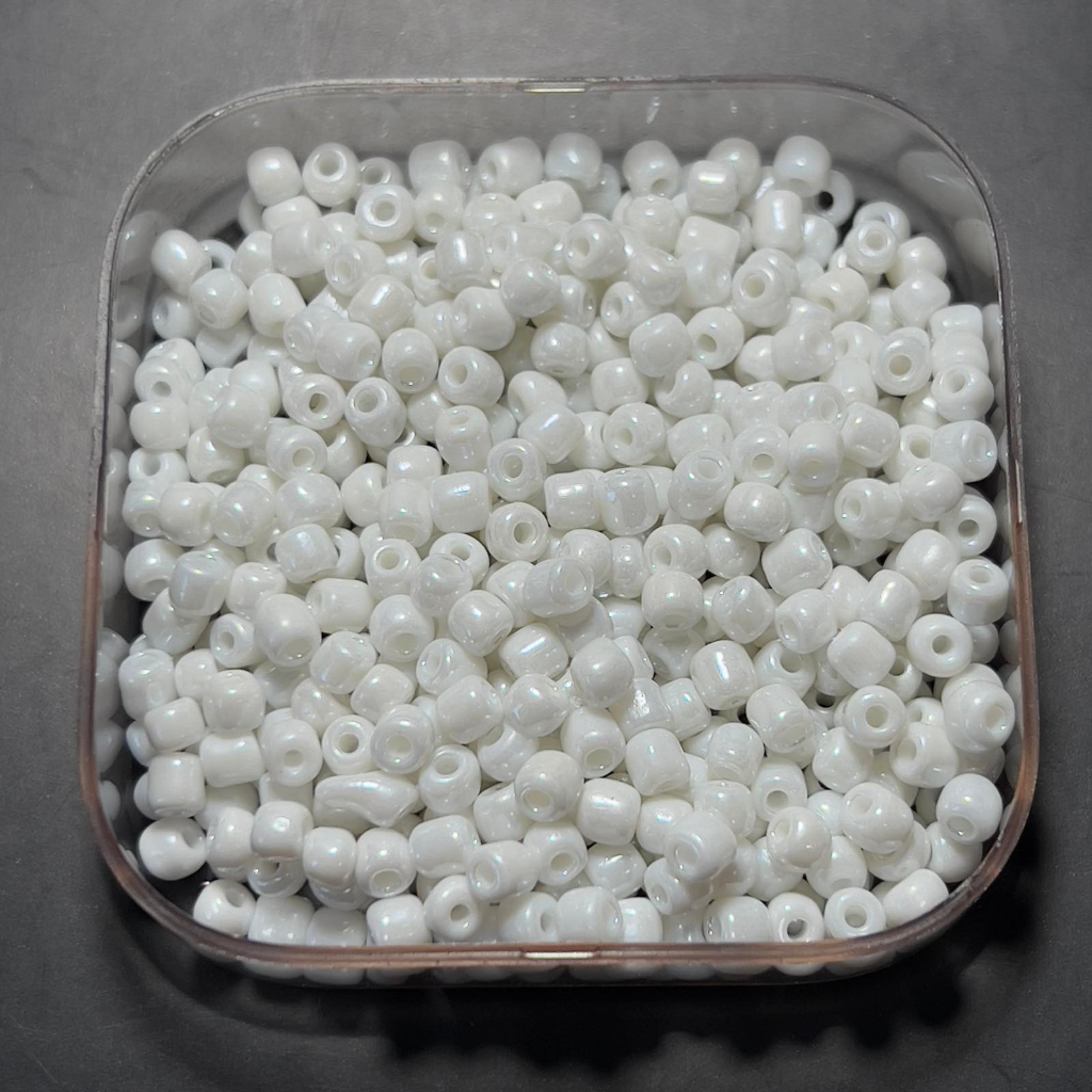 500Pcs (40 grams) 4mm DIY Beads White Glass Seed Bead Charm | Shopee ...